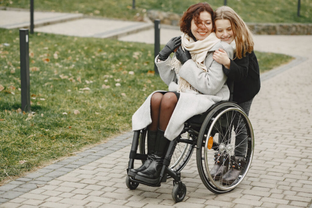 Nadomestilo za invalidnost sedaj tudi za polnoletne šolarje