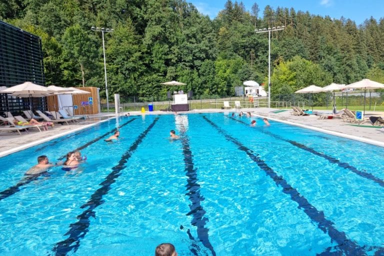 Bazenski kompleks Aqualatio v Slovenj Gradcu - Brez ovir